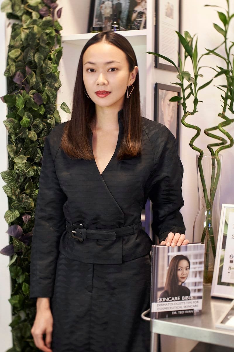 Hormonal Acne - 5 Best Tips from a Dermatologist